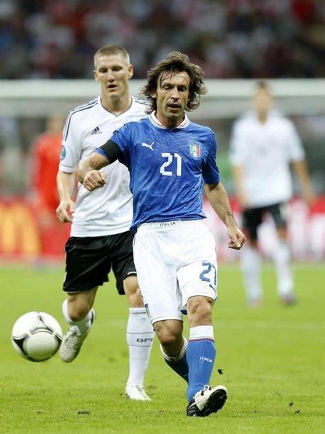 1-2. Pirlo guía a Italia hacia una final histórica - Proceso Digital