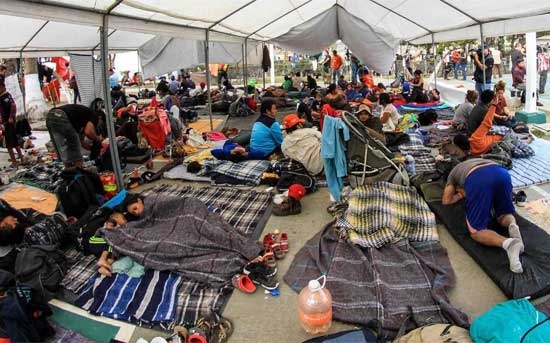 Habilitan segundo albergue para migrantes en Tijuana | Proceso Digital Habilitan segundo albergue para migrantes en Tijuana | Proceso Digital