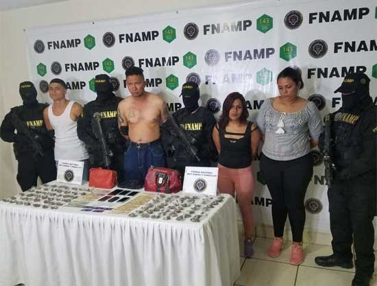 Fnamp Captura A Dos Parejas De Supuestos Extorsionadores En La Capital