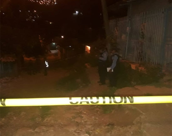 Policía busca afanosamente a sospecho de asesinar a un joven en Roatán ...