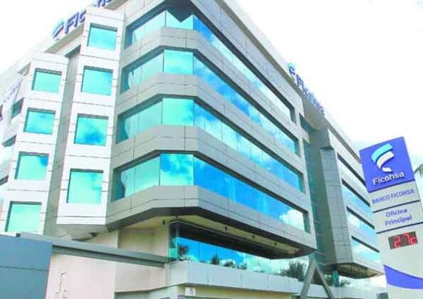 La revista Global Finance reconoce a Ficohsa como el “Mejor Banco en Honduras” - Proceso Digital
