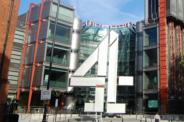 El Gobierno británico da marcha atrás a privatizar el Channel 4 de TV ...