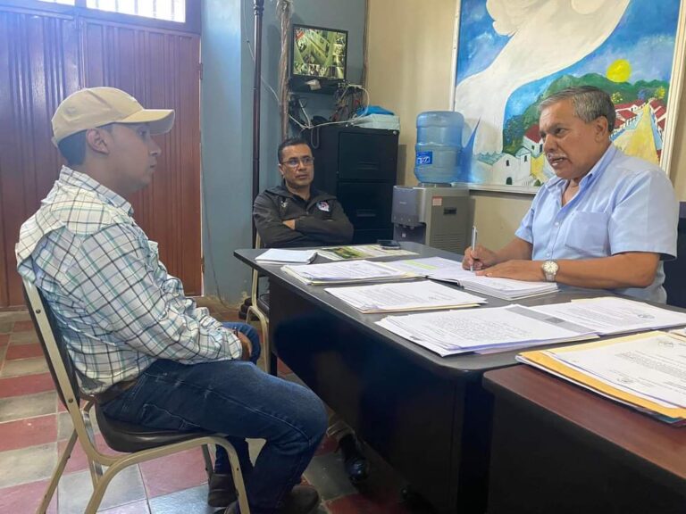 Inicia construcción de 3.7 km de tramo en interior de Tatumbla ...