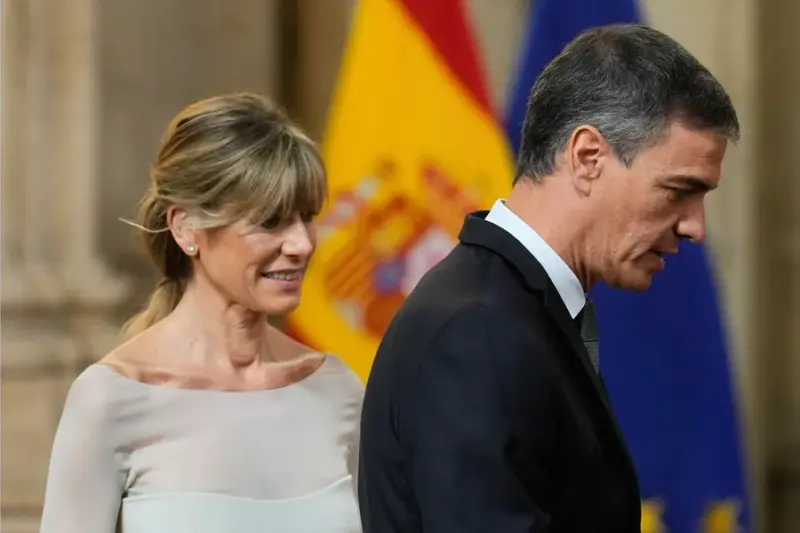 Pedro Sánchez se acoge a su derecho a no declarar en la causa contra su ... Pedro Sánchez se acoge a su derecho a no declarar en la causa contra su ...