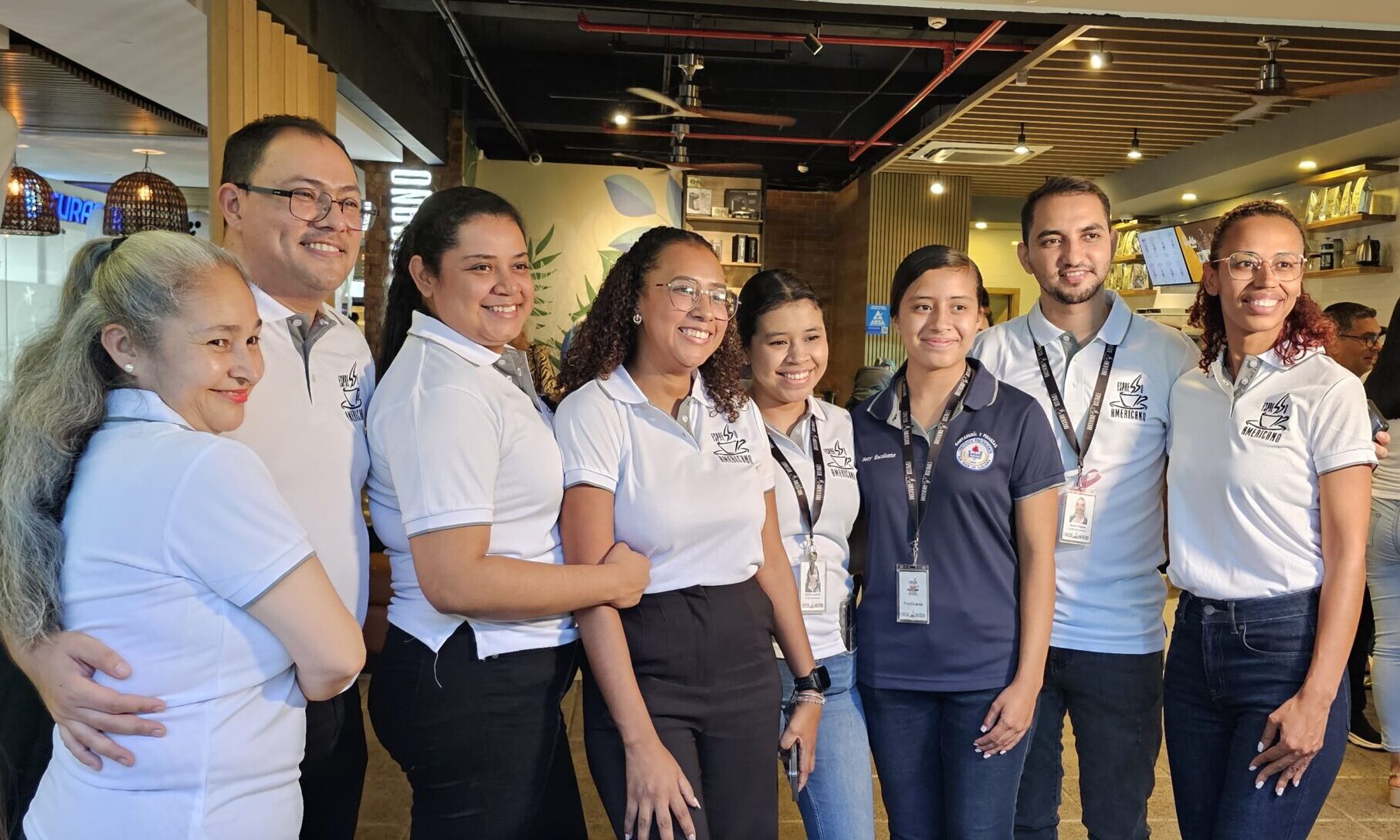 Espresso Americano presenta su renovada app Espresso Rewards - Proceso ...