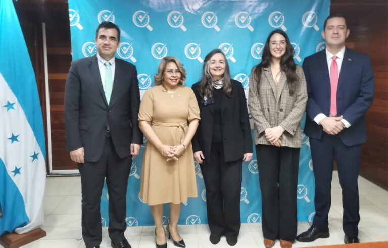 El Centro Carter refuerza su compromiso con la Transparencia Electoral ...