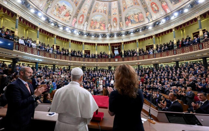 El papa propone en Madrid el lenguaje del amor "para que todos se ...
